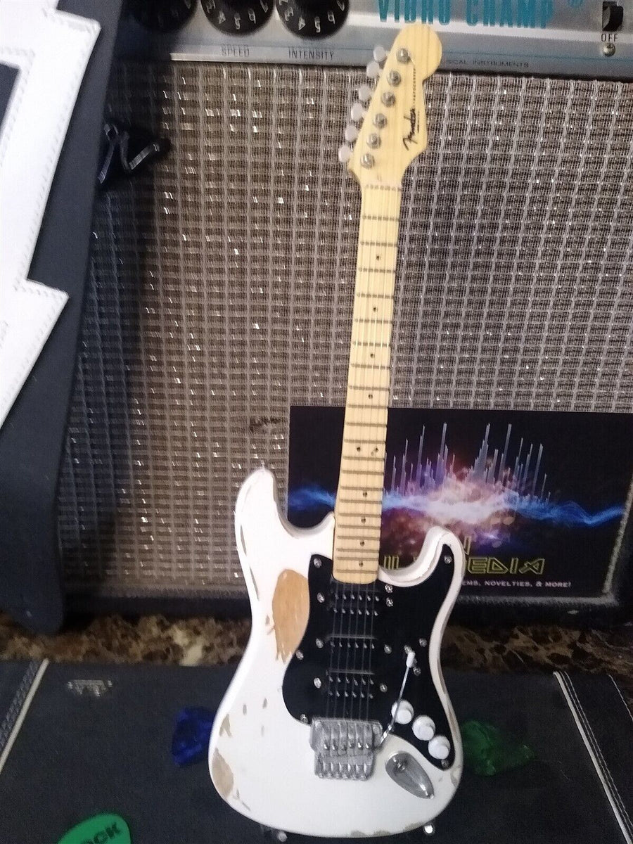 MICK MARS-Distressed Signature White Strat 1:4 Scale Replica Guitar ~A ...